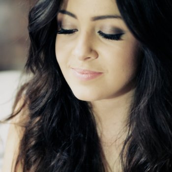 Chelsea Redfern - Sweet Romance lyrics | Musixmatch