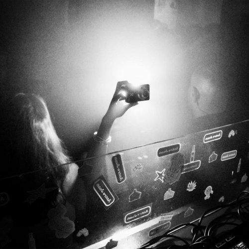 Letra de RØZ, Natt Calma, Mau Moctezuma - CORA DE HIELO | Musixmatch