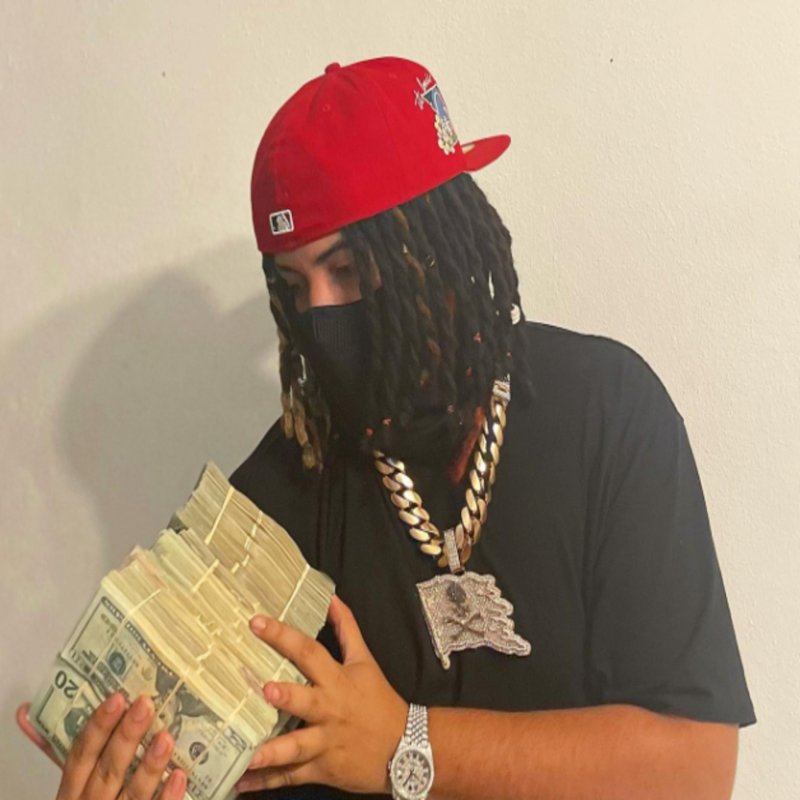 Letra de Titereo (feat. Yan Block & Santi) de Ankhlino feat. Yan Block ...