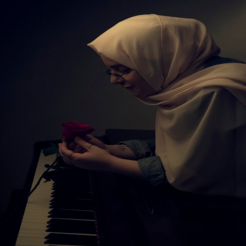 Letra de كل العالم de Ghaliaa | Musixmatch