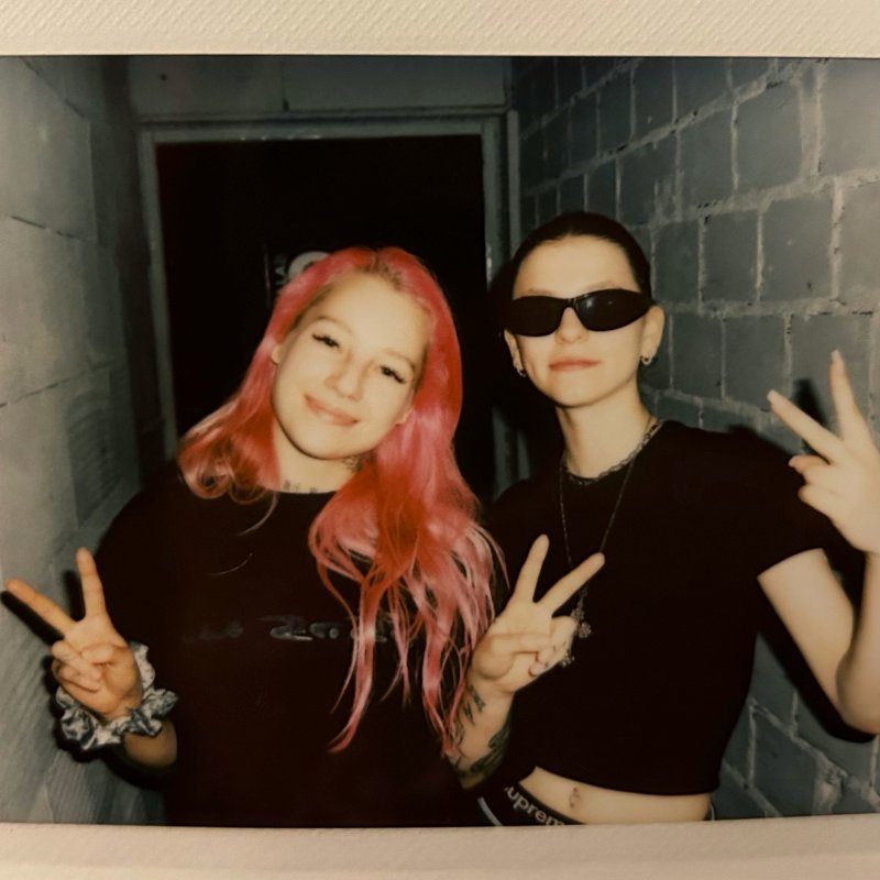 bambi feat. Young Leosia, PG$ & @atutowy - BFF (feat. @atutowy) Lyrics ...