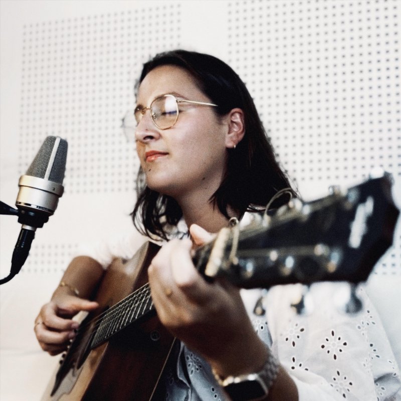 Mabbe - Las Monedas Que Me Recuerdan a Ti (Acoustic Version) Lyrics ...