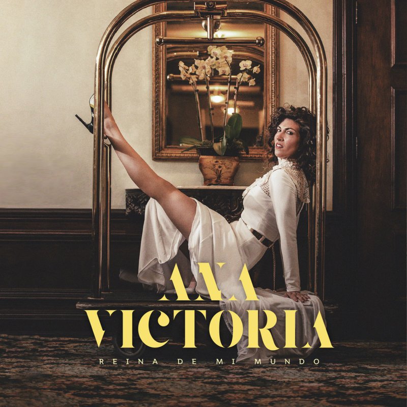 Letra de Tus Huellas de Ana Victoria | Musixmatch