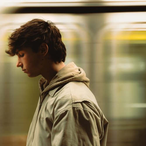 Kevian Kraemer - Attention lyrics | Musixmatch